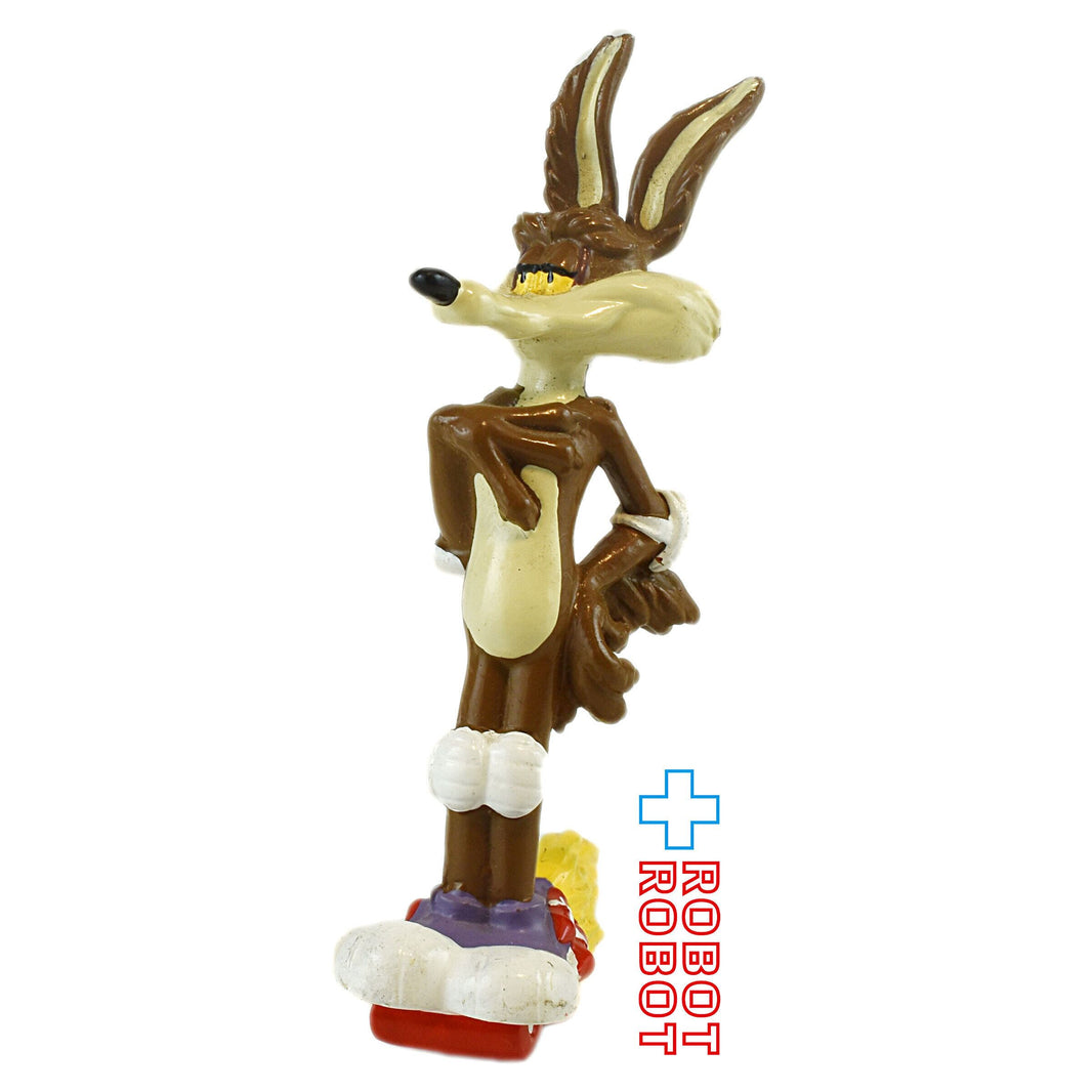 WILE E. COYOTE – ROBOTROBOT